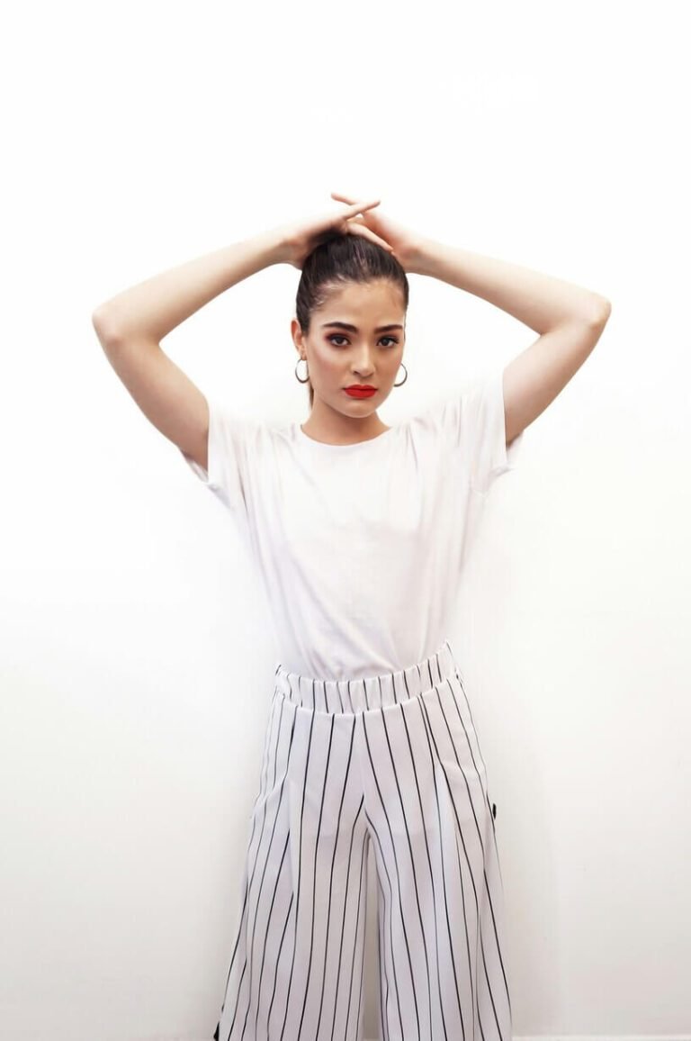 The Ultimate Guide to Choosing Between a Shirt vs. Tank Top