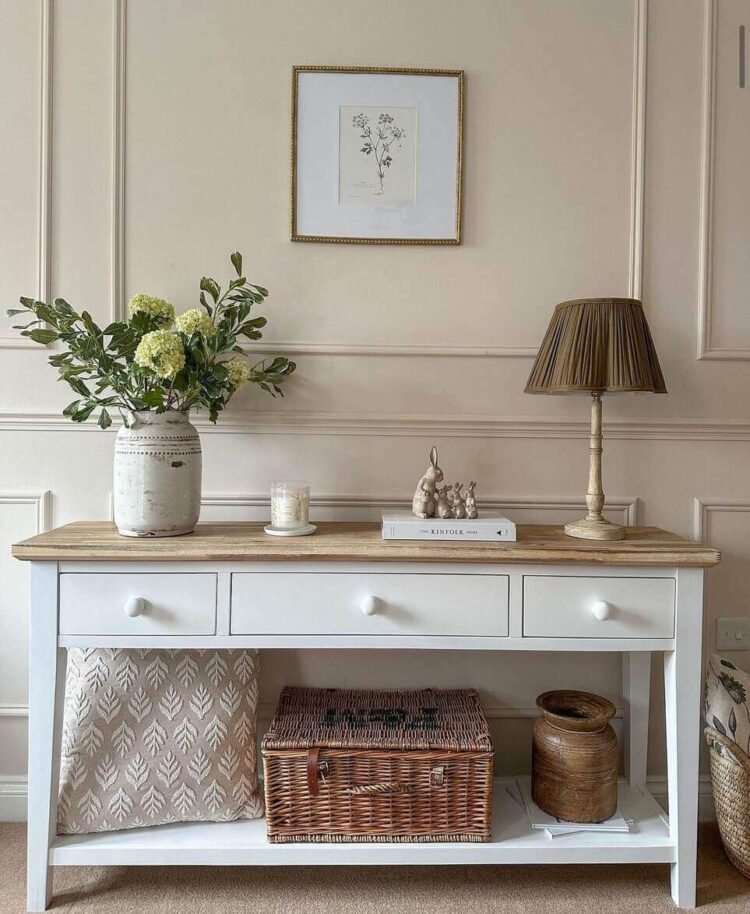 Console Table Decor Ideas for a Stylish Entryway (26 Ideas)