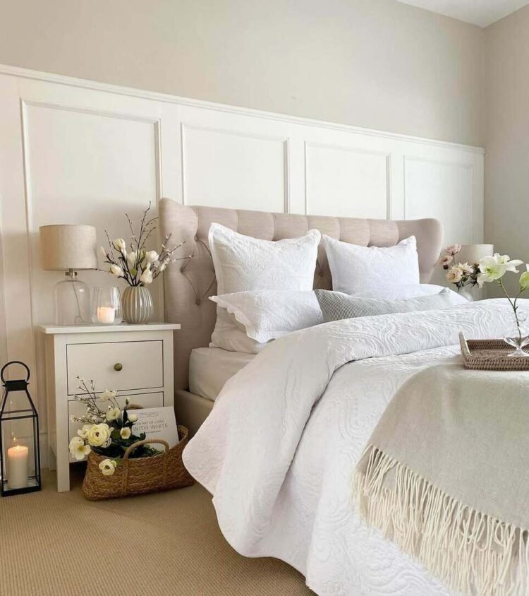 24 Dreamy Bedside Table Decor Ideas for Sunny Morning Vibes