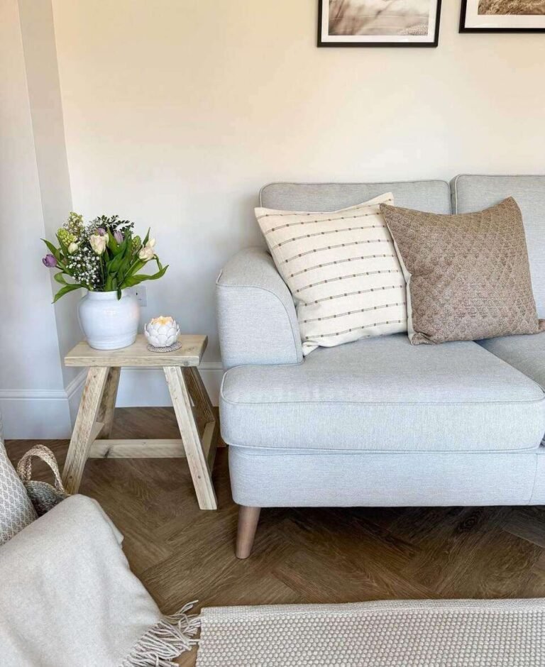 23 Beautiful End Table Decor Ideas for a Designer-Grade Living Room