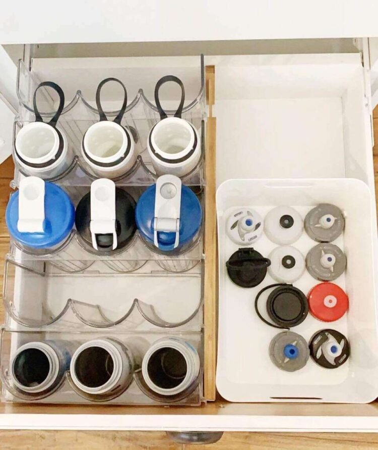 How to Organize Water Bottles in Kitchen: 18 Genius Storage Ideas ...