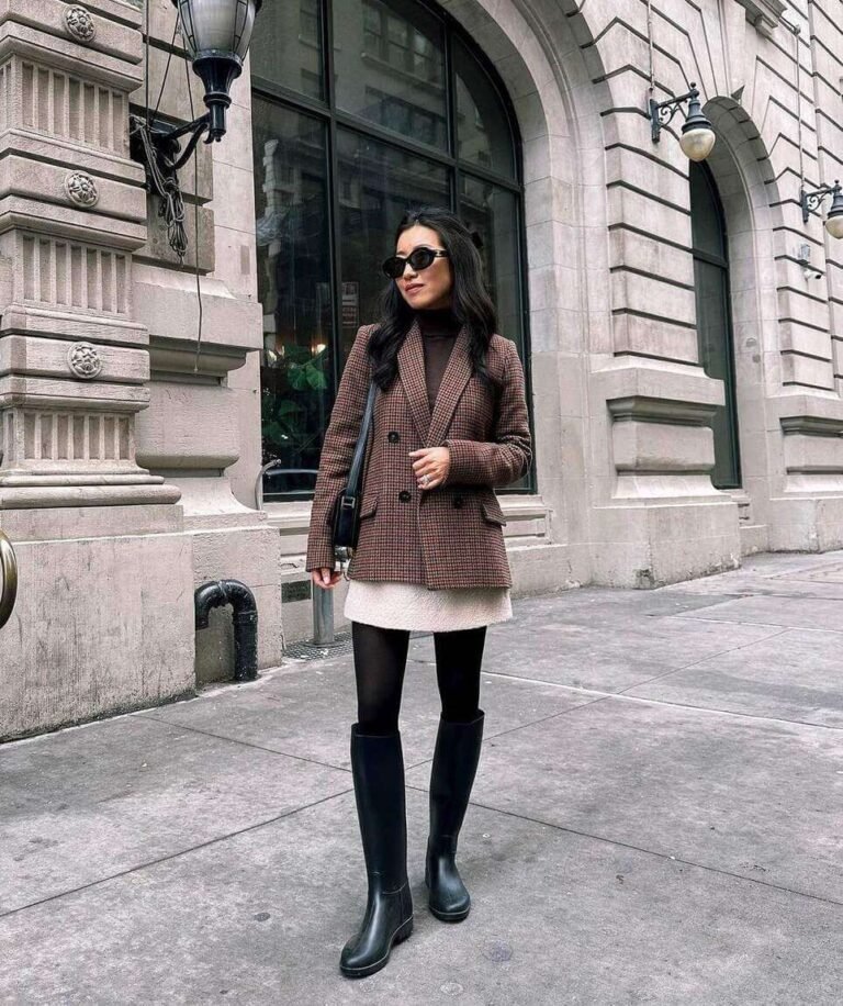 24 Rainy Day Outfit Ideas to Look Great Even When It’s Wet