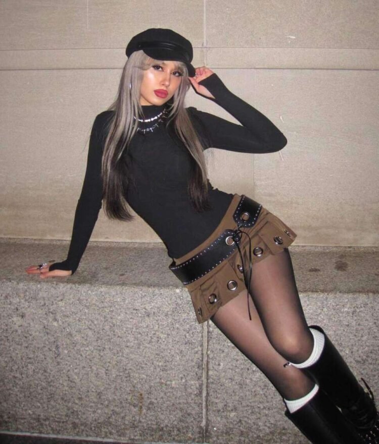 Y2K Outfit Ideas That Bring Back the Ultimate 2000s Vibes