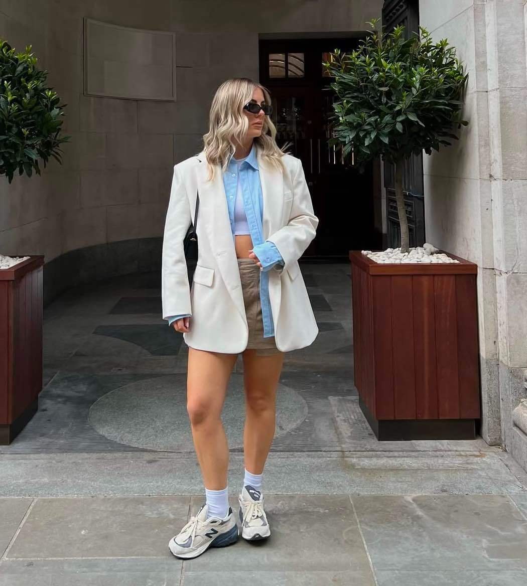 29 Aesthetic Oversized Outfits You’ll Want to Live In