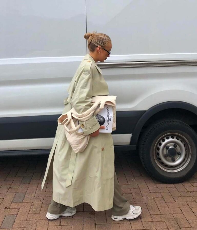 29 Aesthetic Oversized Outfits You’ll Want to Live In