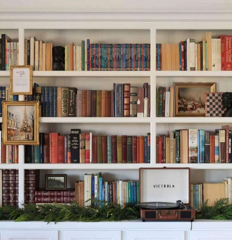 30 Bookshelf Decor Ideas That’ll Make You Rethink Your Shelves