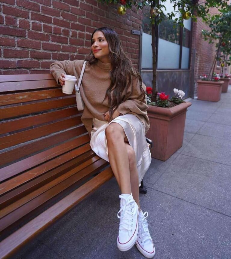 23 Fall Brunch Outfits That Are Cute, Comfy, and Easy to Style