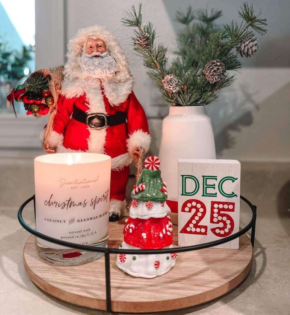 23 Christmas Tray Ideas That Make Your Home Feel Extra Cozy