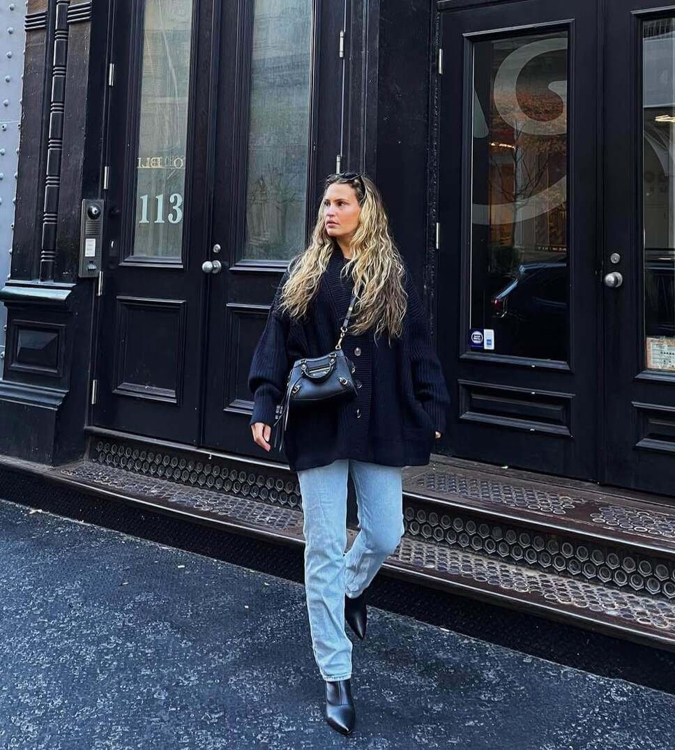 18 Winter Boot Outfit Ideas That Prove Style Doesn’t Stop in the Cold