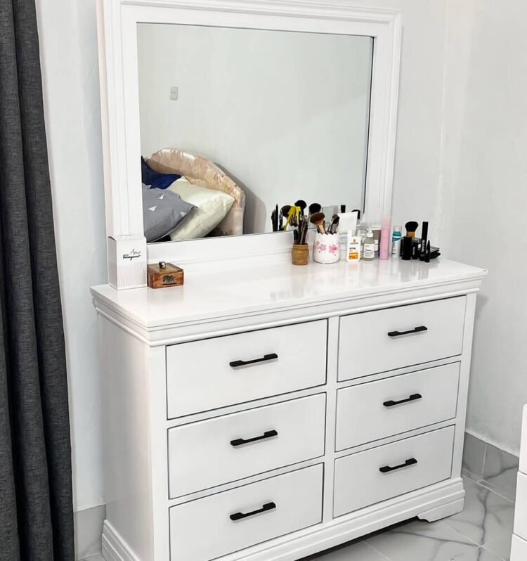 20 Makeup Vanity Ideas That Make Getting Ready Feel Like a Daily Ritual
