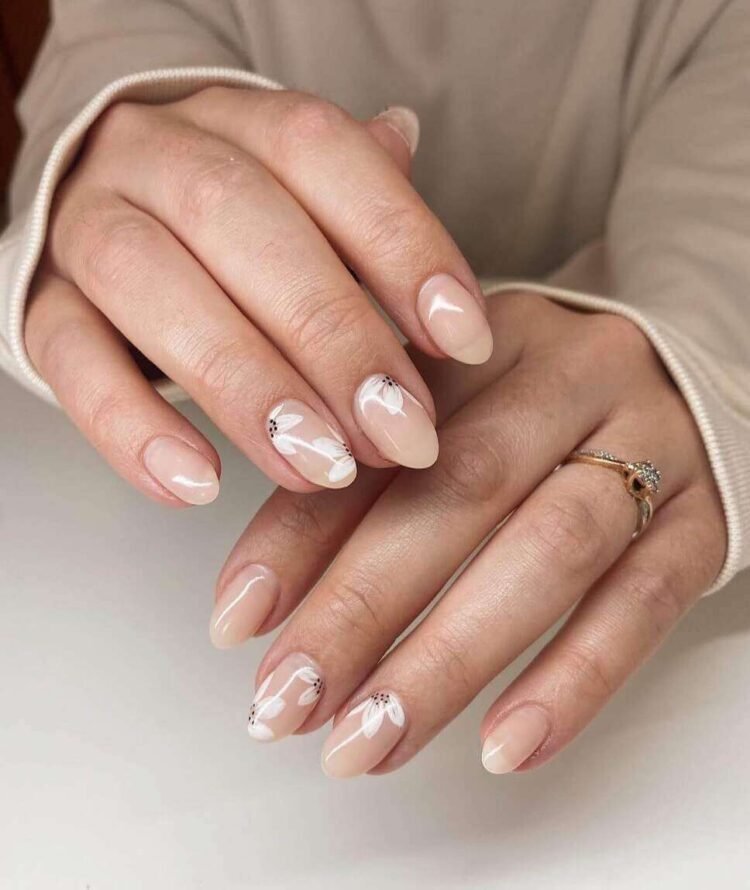 47 Neutral Nails You’ll Never Get Tired of